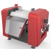 China Manual Control Laboratory Three Roll Mill Nano Scale Ceramic Roller High Precision for sale
