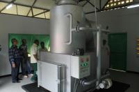 China Plastic Plant Waste Incinerator Environmental Protection Equipment 750L/H Capacity for sale