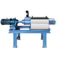 China 3000 kg Farm Equipment Cow Cattle Pig Manure Dewatering Machine Dung Dehydrator for sale
