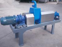 China 3000 kg Farm Equipment Cow Cattle Pig Manure Dewatering Machine Dung Dehydrator for sale