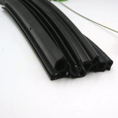 China Weather Resistant EPDM Sealing Strip For Automotive Windshield ISO9001 for sale