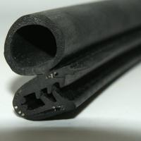 China ISO9001 Rubber Sealing Strips Waterproof Rubber Seal Strip 18x35x7 for sale