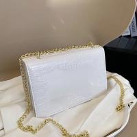 China 2022 Stylish Womens Messenger Bags with Button Closure and Beaded Decor in 7 Elegant Colors for sale