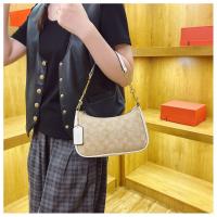 China Leather Handbags for Women Waterproof and Customized Color in Trendy Summer Collection for sale