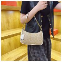 China Leather Handbags for Women Waterproof and Customized Color in Trendy Summer Collection for sale