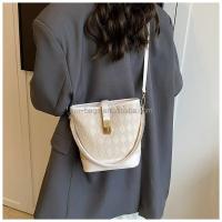 China Main Material PU Leather Crossbody and Beach Bucket Bags for Summer Women's Wardrobe for sale