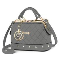 China Motion Detection CANDY Pattern Vintage Chain Crossbody Small Flap Handbags for Women PU Leather for sale