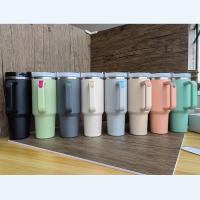 China Custom Logo Water Bottle 40oz Stainless Steel Insulated Travel Mug for Camping for sale