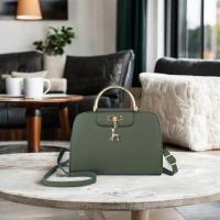 China Women's Custom Logo Leather Crossbody Fashion Handbag with Large Capacity and Low MOQ for sale