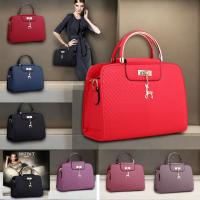 China Women's Custom Logo Leather Crossbody Fashion Handbag with Large Capacity and Low MOQ for sale