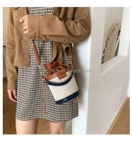 China Elegant Luxury Designer Bucket Bag For Ladies And Girls With Drawstring Leather And 2 Colors for sale