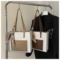China Arming Disarming Zipper Hasp Closure Small Used Handbags for Women's Fashion for sale