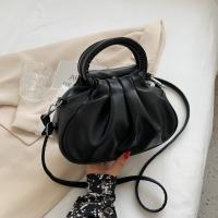 China Elegant Stylish Accessories Fold Cloud Women's Handbags in Fashionable Trendy Style for sale