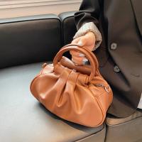 China Elegant Stylish Accessories Fold Cloud Women's Handbags in Fashionable Trendy Style for sale
