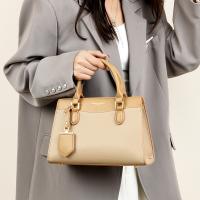 China Single Handle Ladies Handbag Large Capacity Waterproof Stylish Women's Bag for Daily for sale