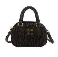 China Summer Women's Small Leather Messenger Bag with Mini Pleated Pattern and ZIP Closure for sale