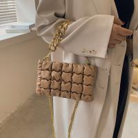 China Customized Logo Printing PU Leather Handbags Stylish Ladies' Purses with Chain Design for sale