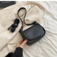 China Women's Braided PU Leather Handbags With Stylish Zip Closure for Fashionable Look for sale
