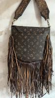 China Real Leather Bags With Tassels Handba Fashionable LL Set With Nylon Lining for sale