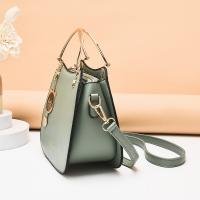 China Trendy Single Shoulder Women's Handbag with Cat Pendant and Zipper Closure for sale