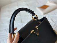 China ZIP Closure Women Bag Elegant Single Shoulder Crossbody Travel Luggage None Decoration for sale