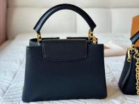 China ZIP Closure Women Bag Elegant Single Shoulder Crossbody Travel Luggage None Decoration for sale