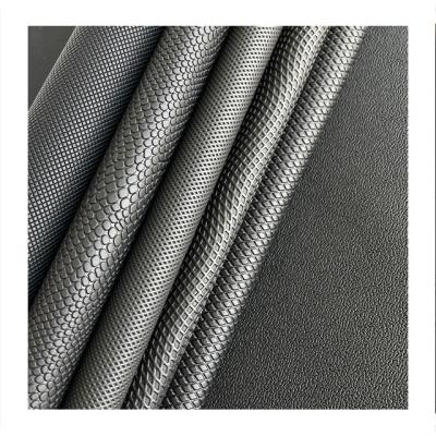 China 140cm Width PU Embossed Glove Leather with 0.6mm Thickness and RETI Pattern for Industrial Safety Gloves for sale