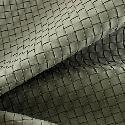 China Scratchproof Woven PVC Artificial Leather Fabric 1.4m Width 800m MOQ for Commercial Upholstery for sale