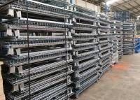 China Standard Size Wire Mesh Cages , Warehouse Metal Wire Storage Cages Container for sale