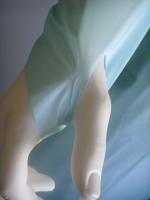 China Breathable Disposable Plastic Gowns , Anti Blood Disposable Medical Clothing for sale