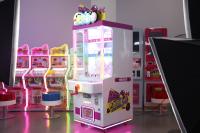 China Coin-Operated Lucky Ball Catching Prize Claw Machine Arcade Game Machine for sale