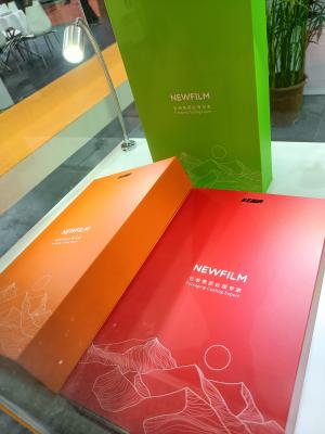 China 33 Mic Eco-Friendly Pre-Coating Varnish Layer Thermal Film For Boxes Outer Packaging for sale