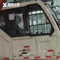 China Used Zoomlion QUY130 130 Ton Crawler Crane with 64m Boom and 13,500 Operating Hours for sale