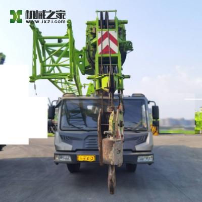 China Zoomlion ZTC250V Used Truck Crane 25 Ton Second Hand Mobile Crane 42m Boom for sale