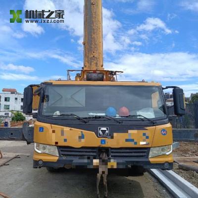 China XCMG QAY220 220 Ton All-Terrain Truck Crane with 81m Boom Length and 4,000 Working Hours for sale
