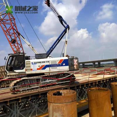 China Used Zoomlion ZCC750V Crawler Crane 75 Ton Capacity 42m Lifting Height with 8200 Working Hours for sale