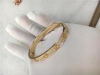 China 18K Yellow Gold Set Luxury Diamond Jewelry With 2 Carats Diamonds NO Gemstone for sale