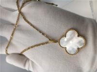 China Long 18k Yellow Gold Vintage Alhambra Necklace Flower Shape Without Diamond for sale