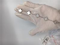 China Vintage Alhambra 18K Gold Bracelet White Gold With White Mother Of Pearl for sale