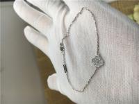China 18k White Gold Sweet Alhambra Bracelet , Gold Chain Bracelets For Ladies for sale