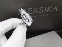China 18K White Gold Diamond Rings , Women'S Wedding Engagement Rings With Horn Design for sale