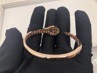 China Luxury Jewelry Snakewomens Charm Bracelets Customized 18 Kt Pink Gold With Diamonds for sale