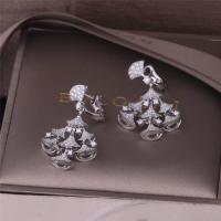 China Roma High Jewelry DIVAS' DREAM Earrings in 18K white gold set with 7 Main Diamonds and full pavé diamonds for sale