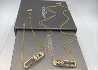 China Dual Chain Necklace Paris Jewelry18K Yellow Gold No Gemstone With Saddle Shape for sale