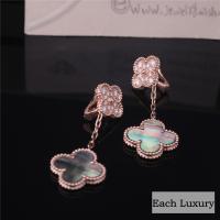 China VCARP2R200 Magic Alhambra Earrings 2 Motifs 18K Rose Gold Diamond for sale