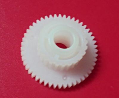 China POM Pulley Cutter Drive Gear Molds / Industrial Precise Plastic Gear Parts for sale