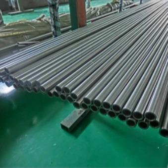 China 316L Round Seamless Stainless Steel Pipe Tube Hollow Corrosion Resistant for sale