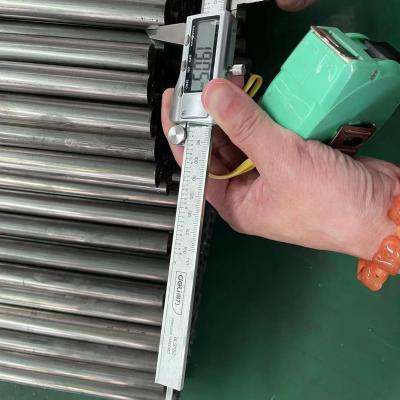 China Customized Length Round Seamless Stainless Steel Tube 304 / 316 for sale