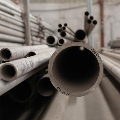 China DIN 17175 ASTM A213 ASME SA210 Seamless Metal Tubes , Round Steel Pipe 10CrMo910 for sale