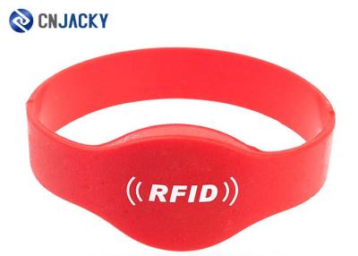China Reusable Silicone NFC RFID Wristband Waterproof , RFID Bracelet For Swimming Pool for sale